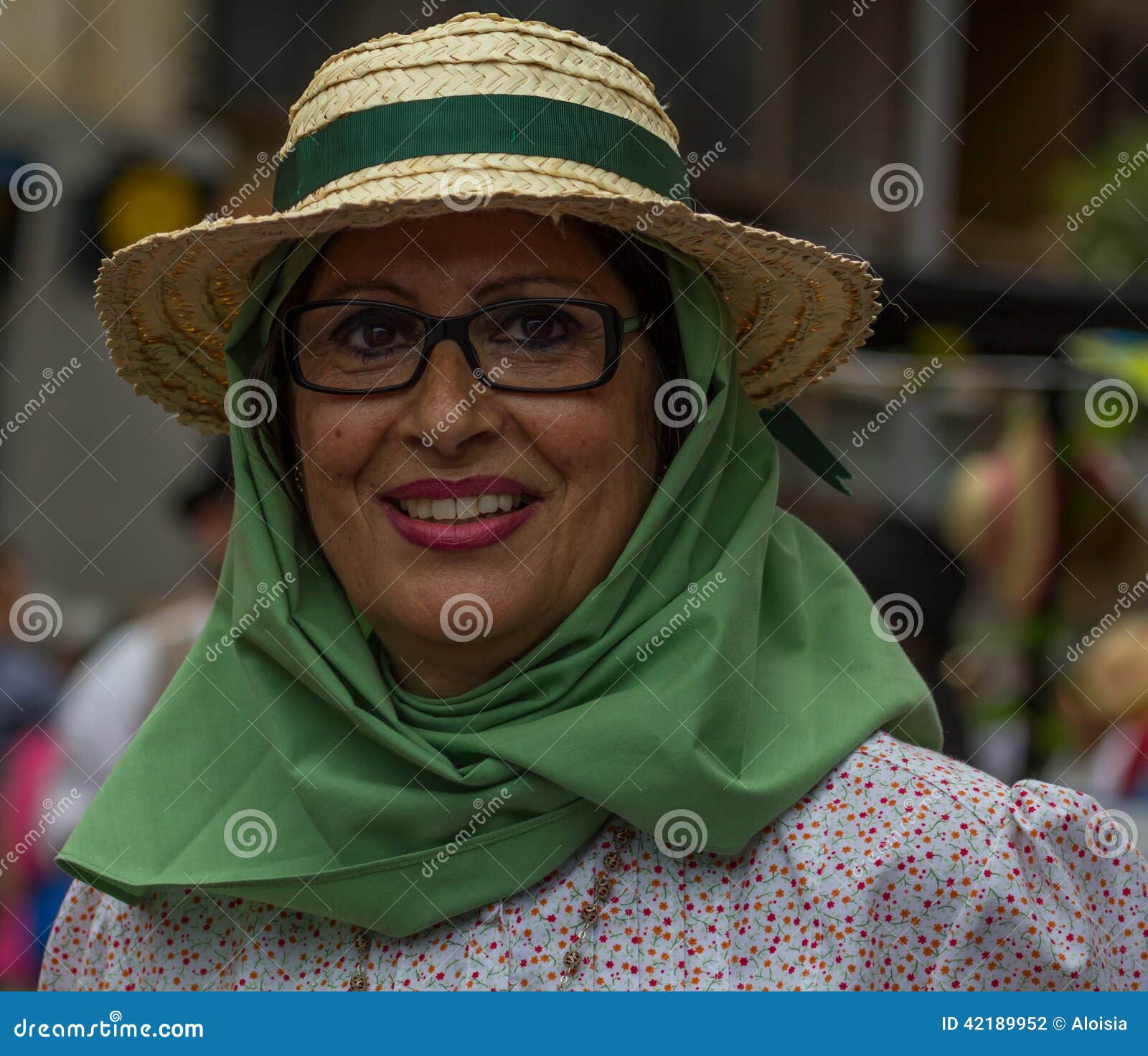 Attractive spaniard editorial photography. Image of green - 42189952