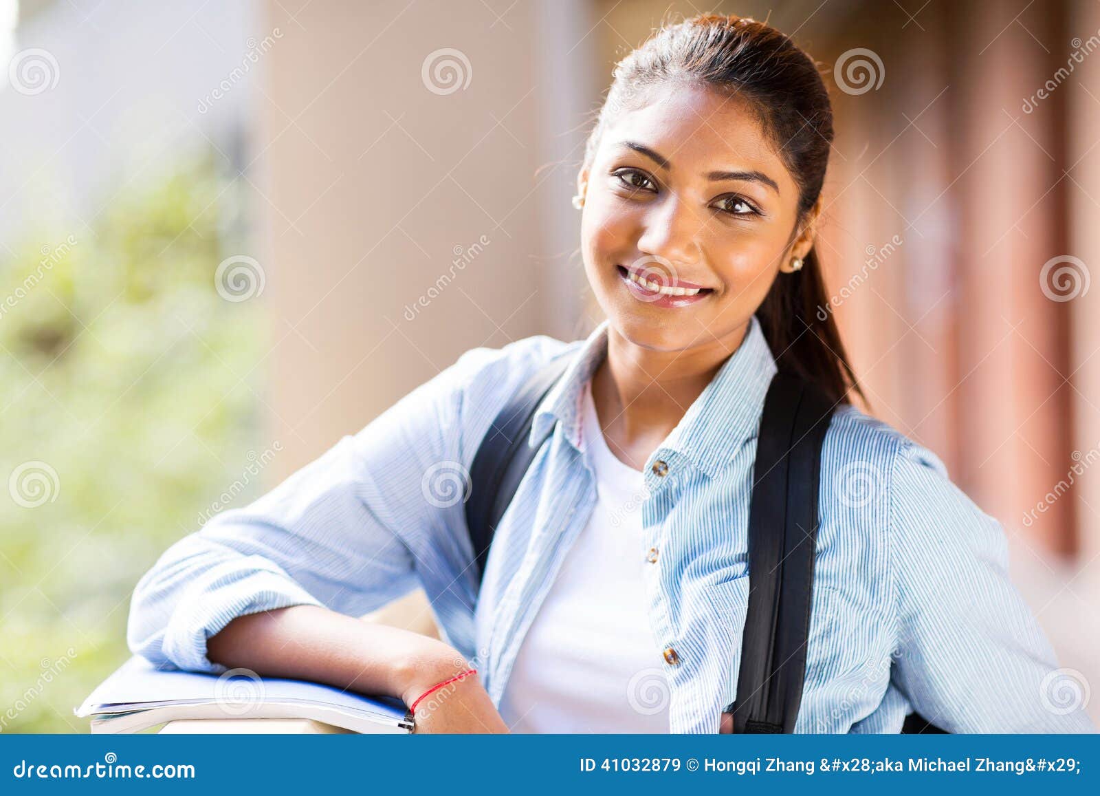 Attractive University Student Stock Image - Image of hair, lifestyle ...