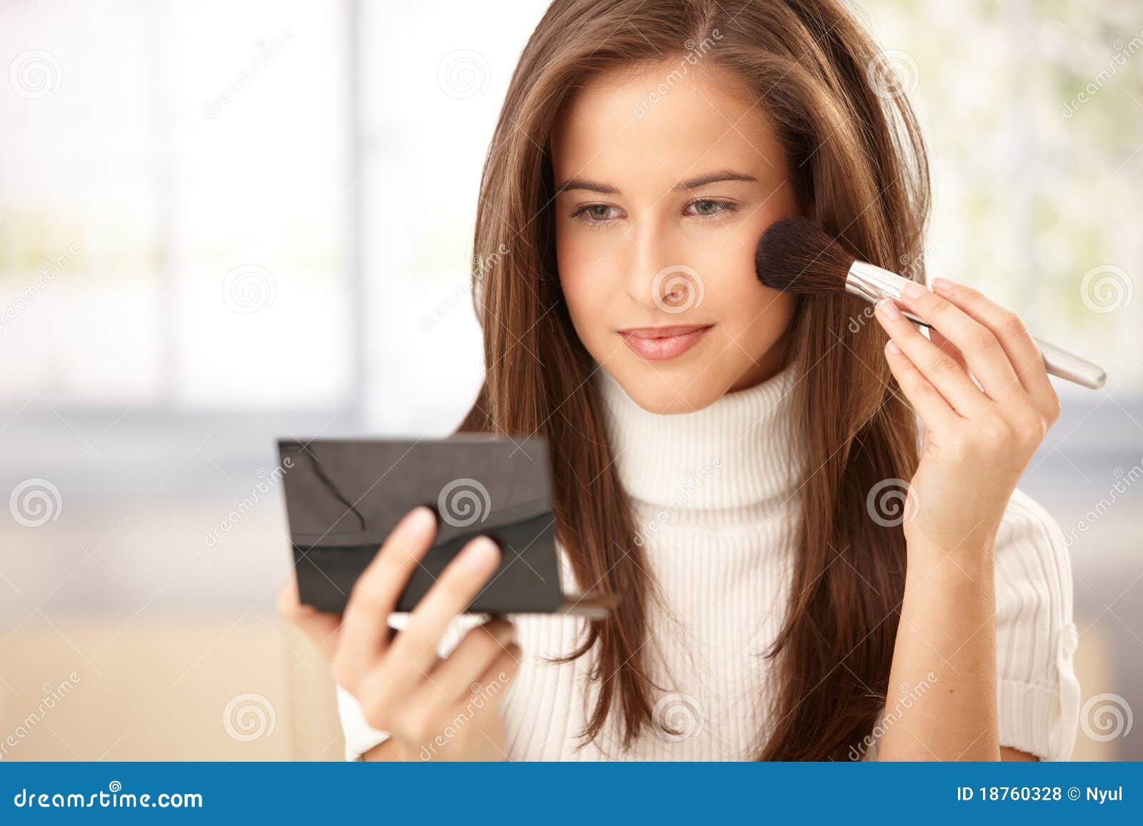Attractive Woman Applying Makeup Stock Photo - Image of casual, brush ...