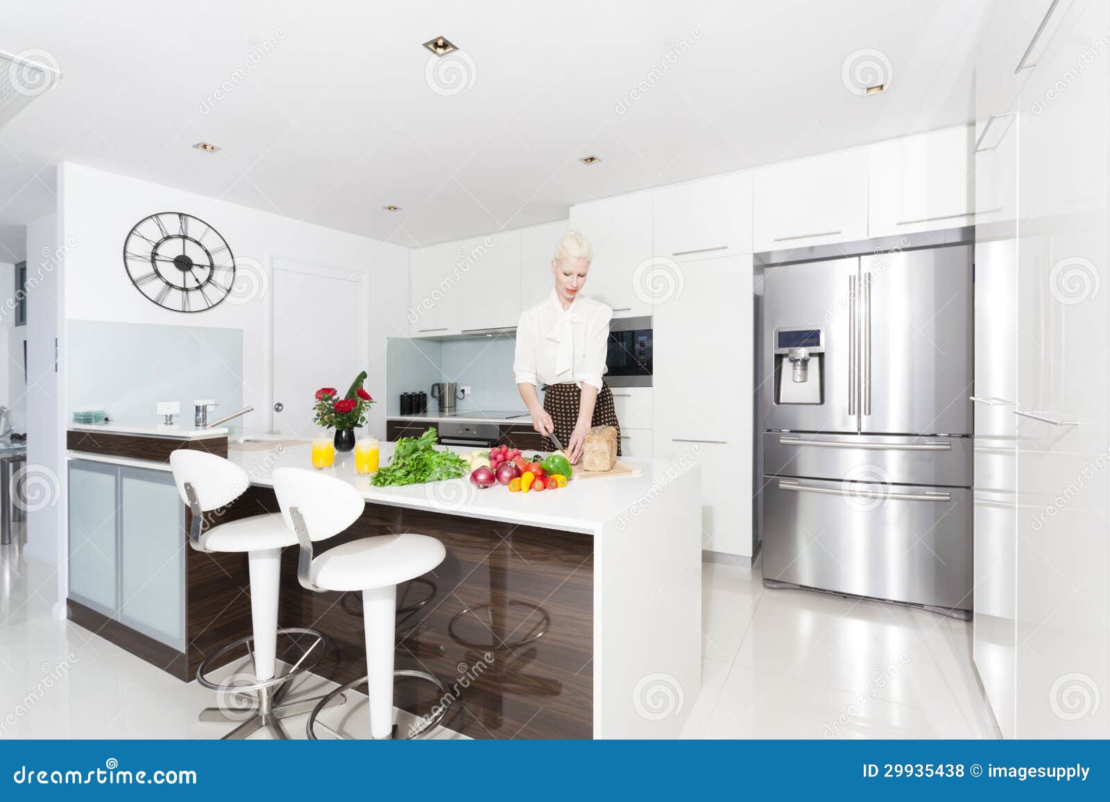 Woman in kitchen stock photo. Image of fruit, bench, furniture - 29935438