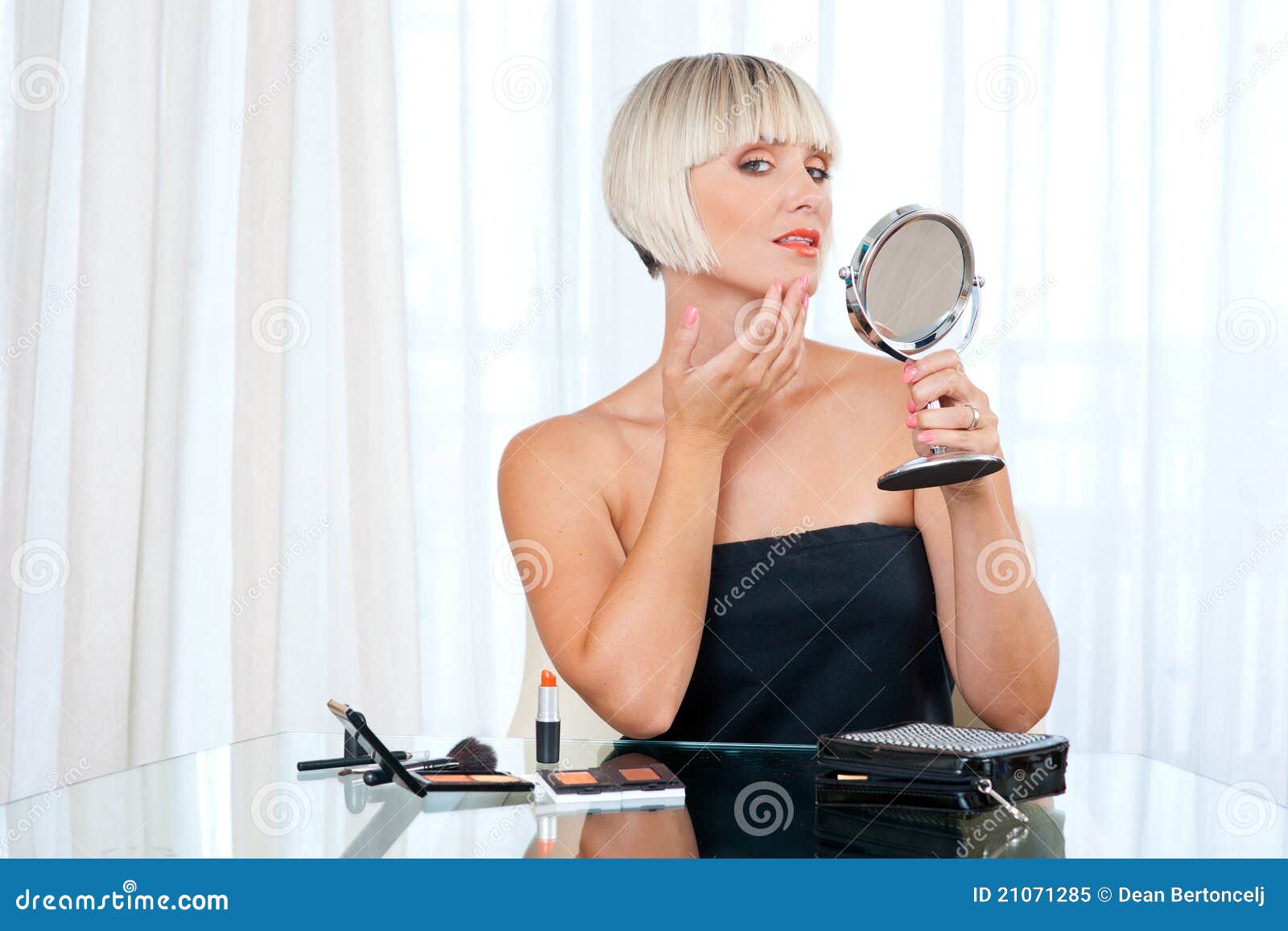 Attractive Woman Putting Make Up Stock Image - Image of cosmetic ...