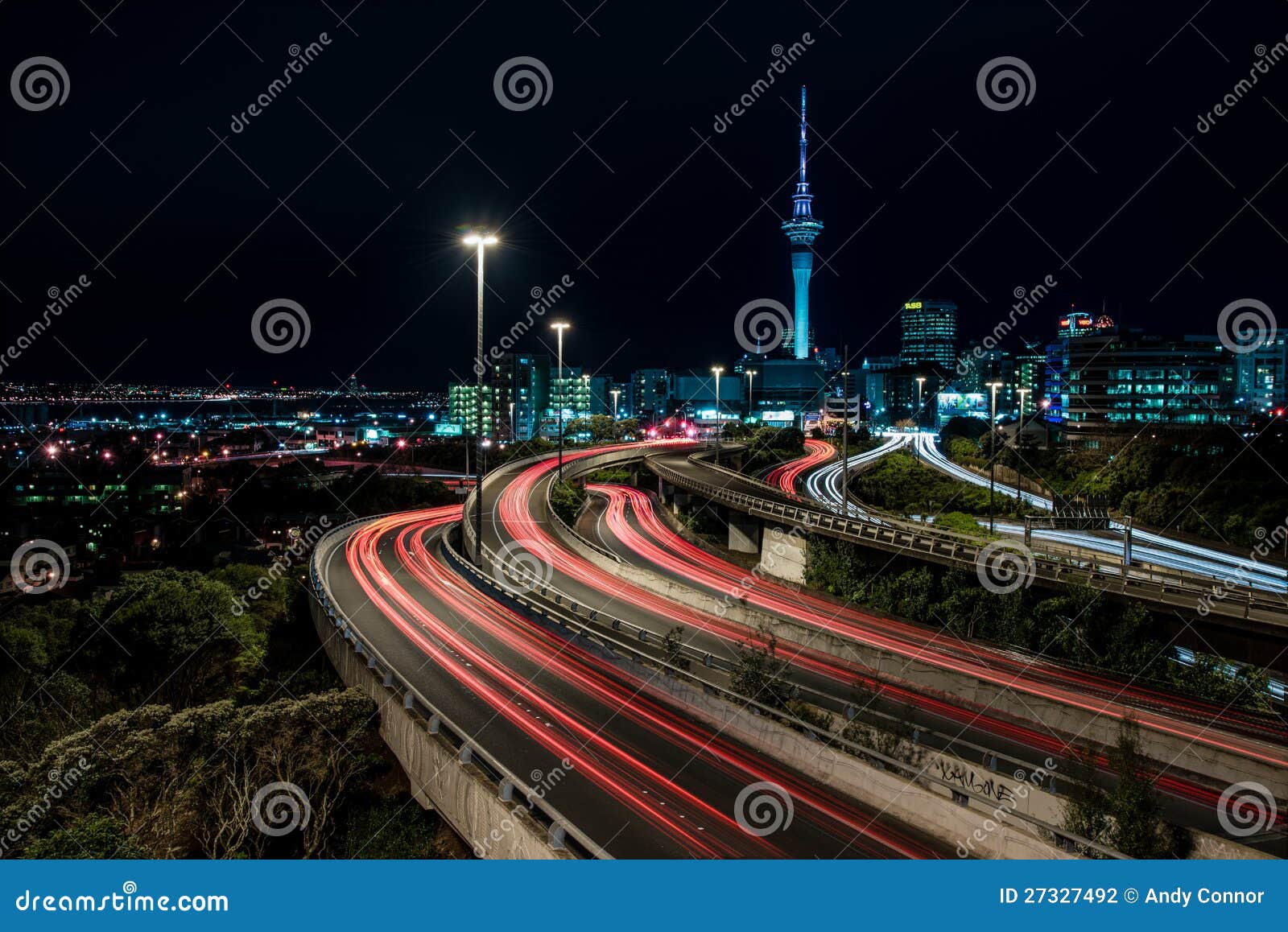Auckland at Night editorial photography. Image of tower - 27327492