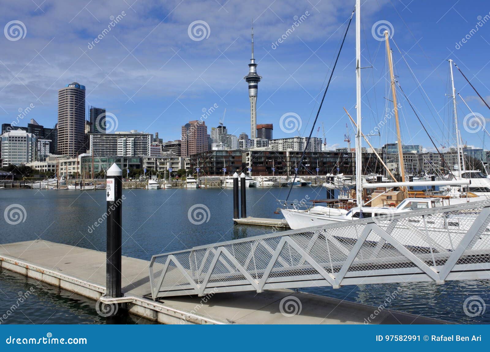 Auckland Viaduct Harbour editorial photo. Image of sailing - 97582991