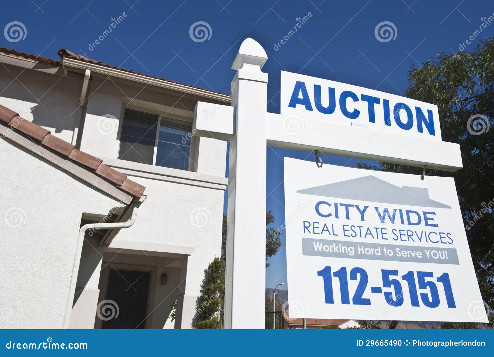 Auction Sign Outside House editorial image. Image of real - 29665490