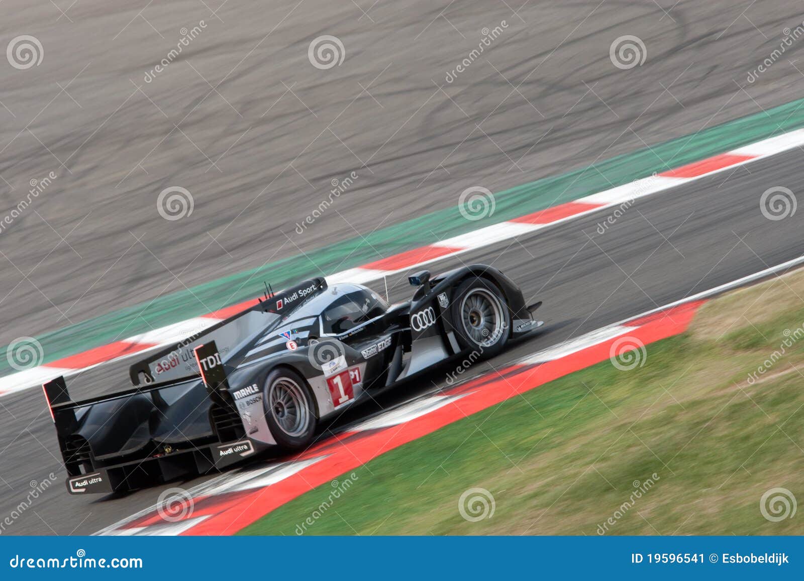 Audi R18 TDi editorial photo. Image of fast, alan, competition - 19596541