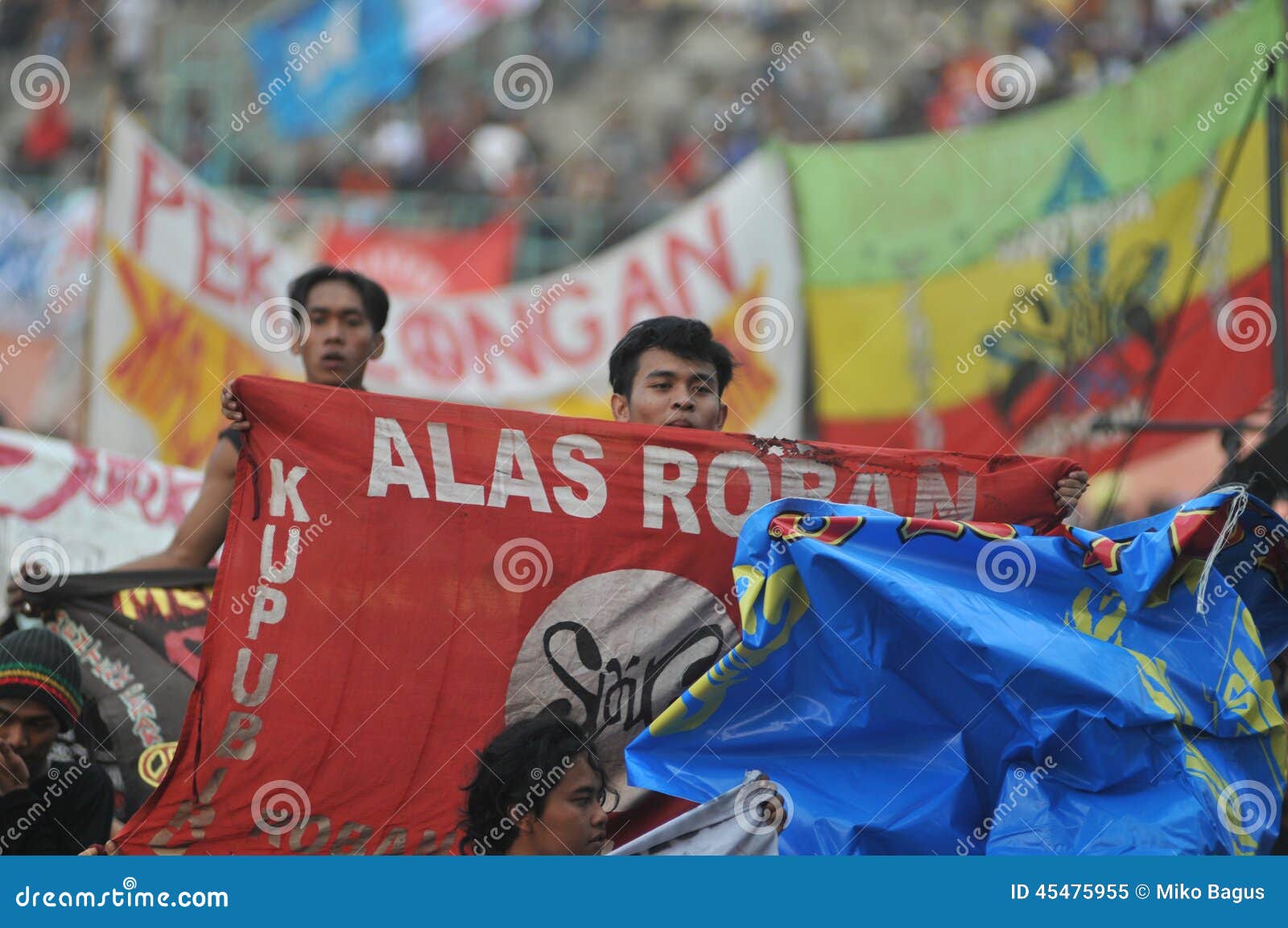 The Audience Music Performances Band Slank Editorial Image - Image of ...