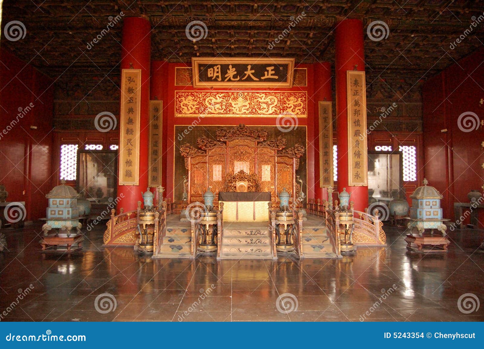 Auditorium of Ancient Chinese Emperor Stock Photo - Image of ancient ...