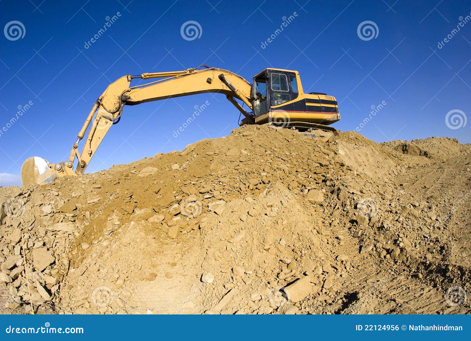 Aufbau-Exkavator stockfoto. Bild von ausrüstung, schnitt - 22124956