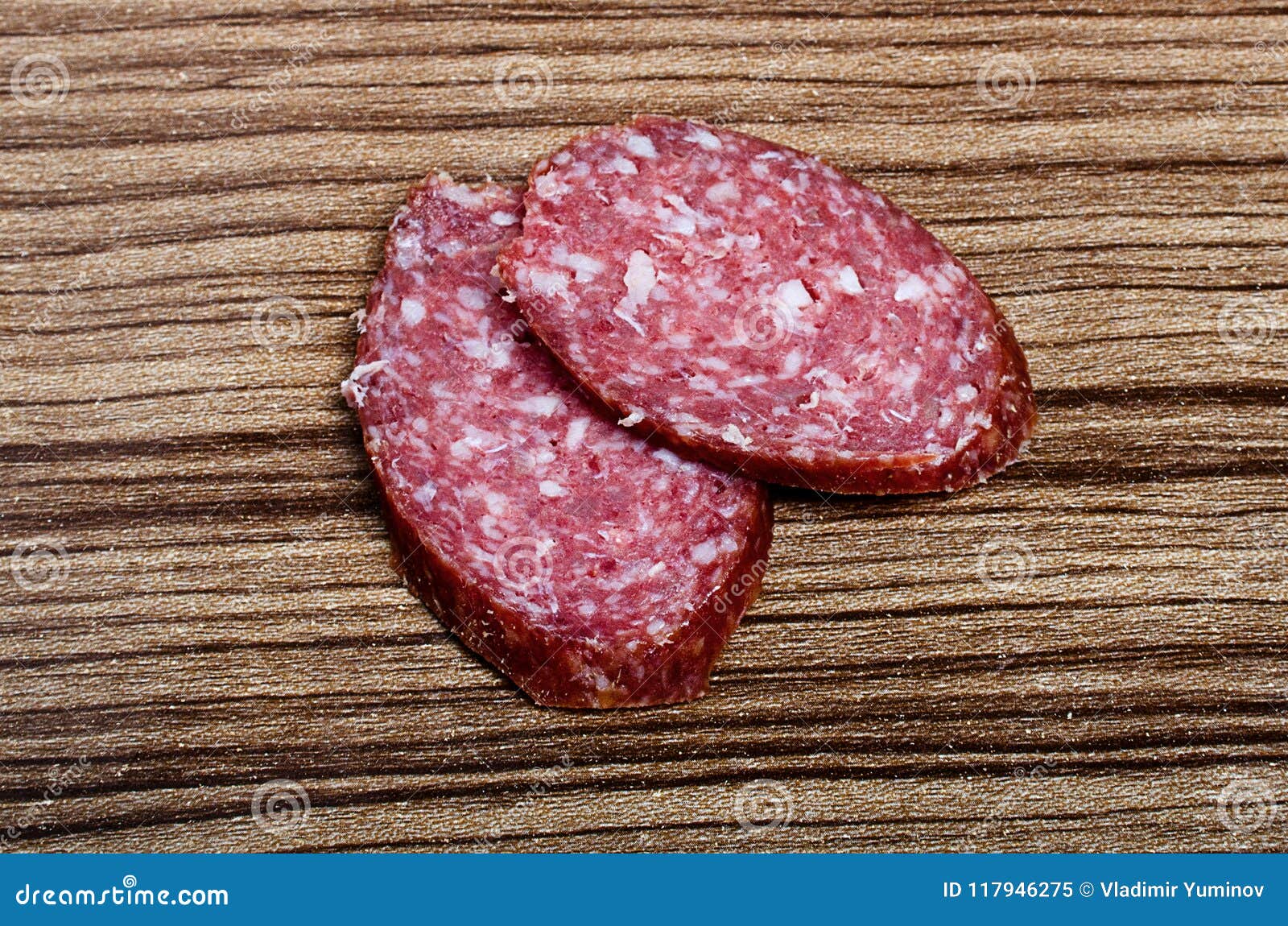 Aufschnitt Mit Wurst Und Brot Stockbild - Bild von küche, kochen: 117946275