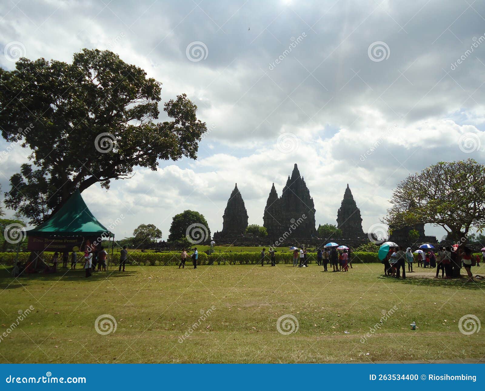 August 10, 2013, Central Java - Indonesia: Buddhist Prambanan Temple ...
