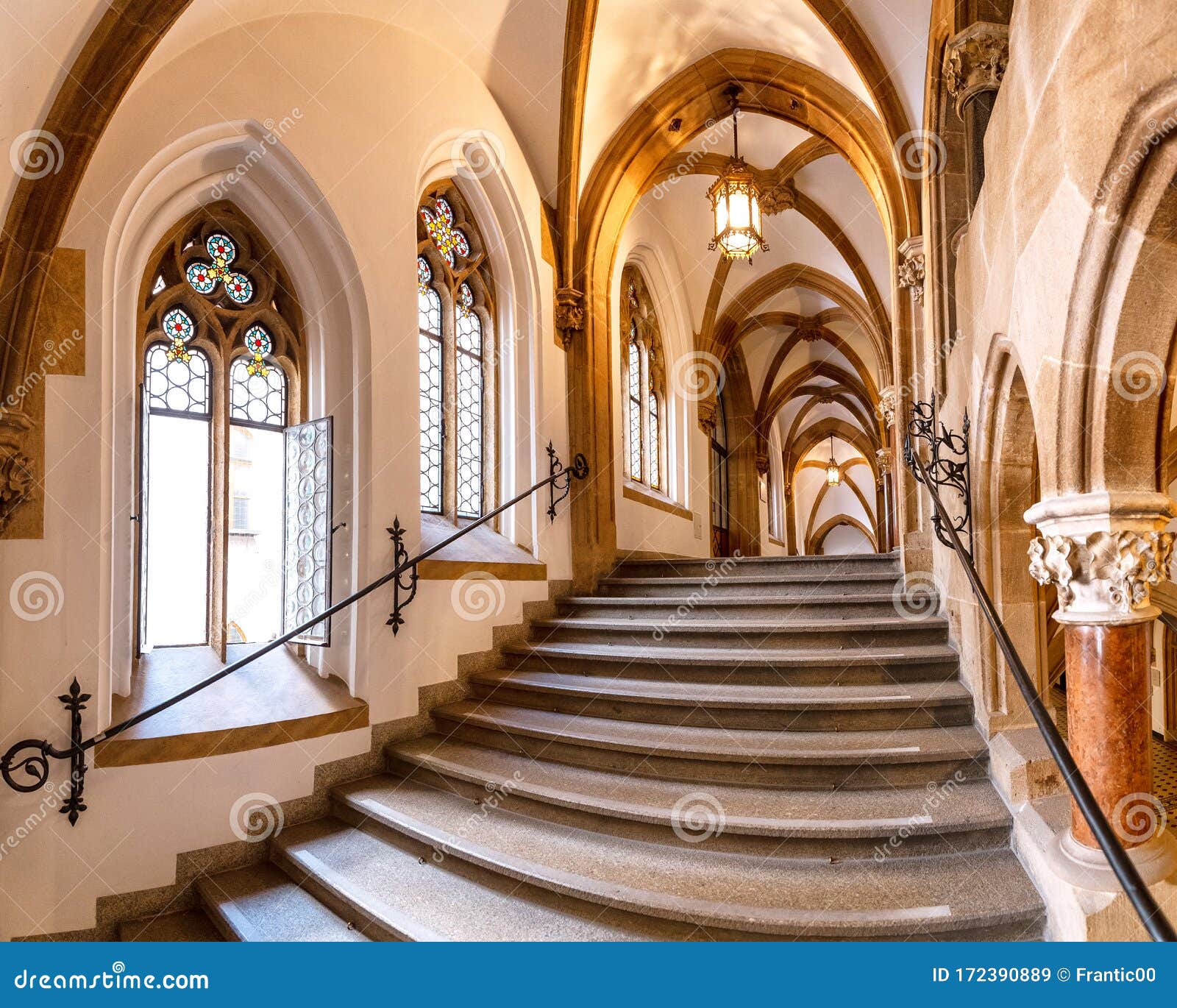 Chic Old Interior of the New Town Hall in Munich Editorial Stock Image ...