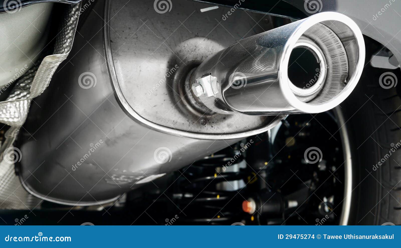 Auspuff-Rohr stockfoto. Bild von nichtrostend, auto, verunreinigung ...