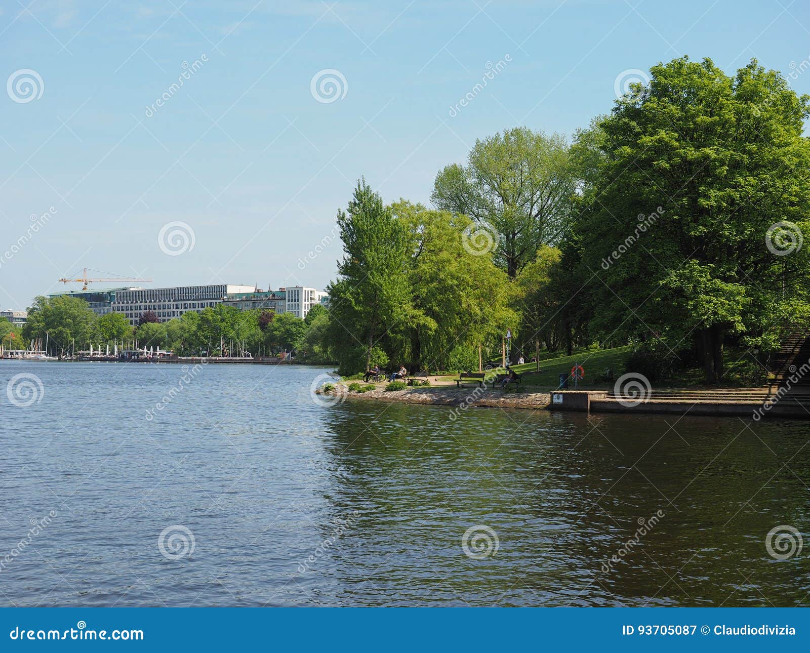 Aussenalster (Outer Alster Lake) in Hamburg Editorial Photography ...