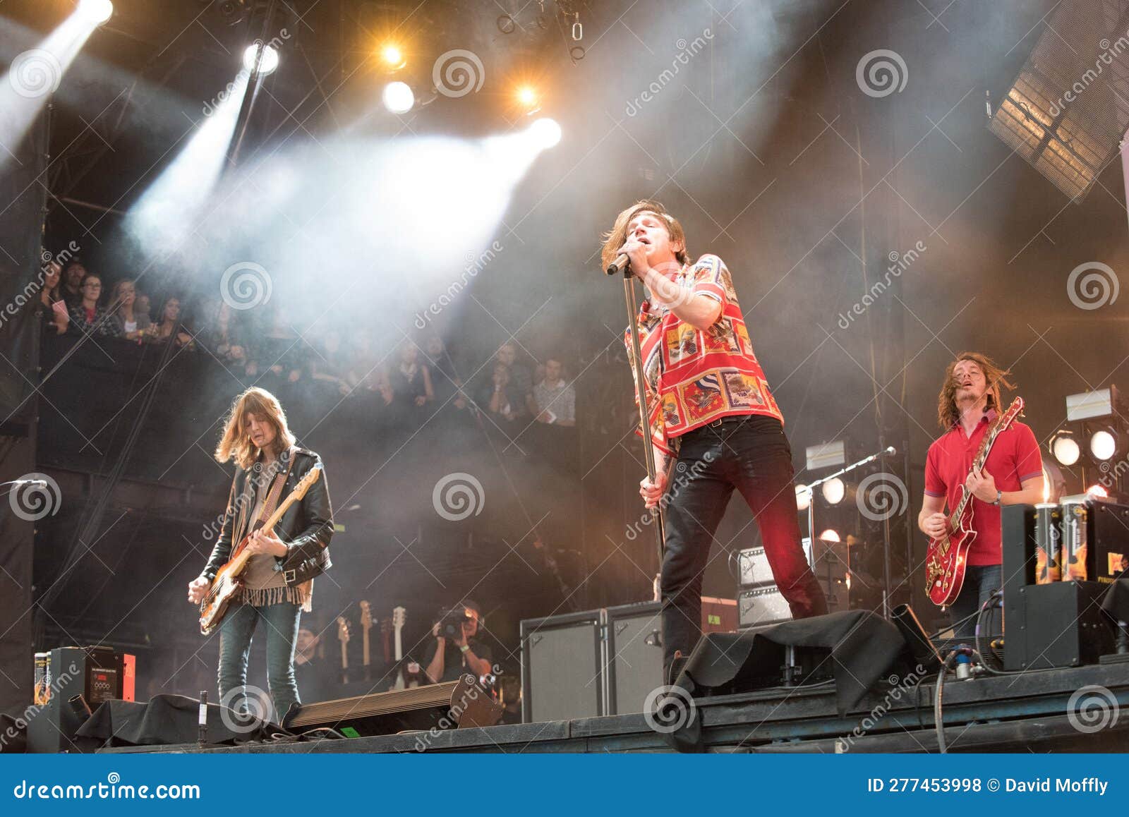 Cage the Elephant in Concert at Austin City Limits Editorial Stock ...