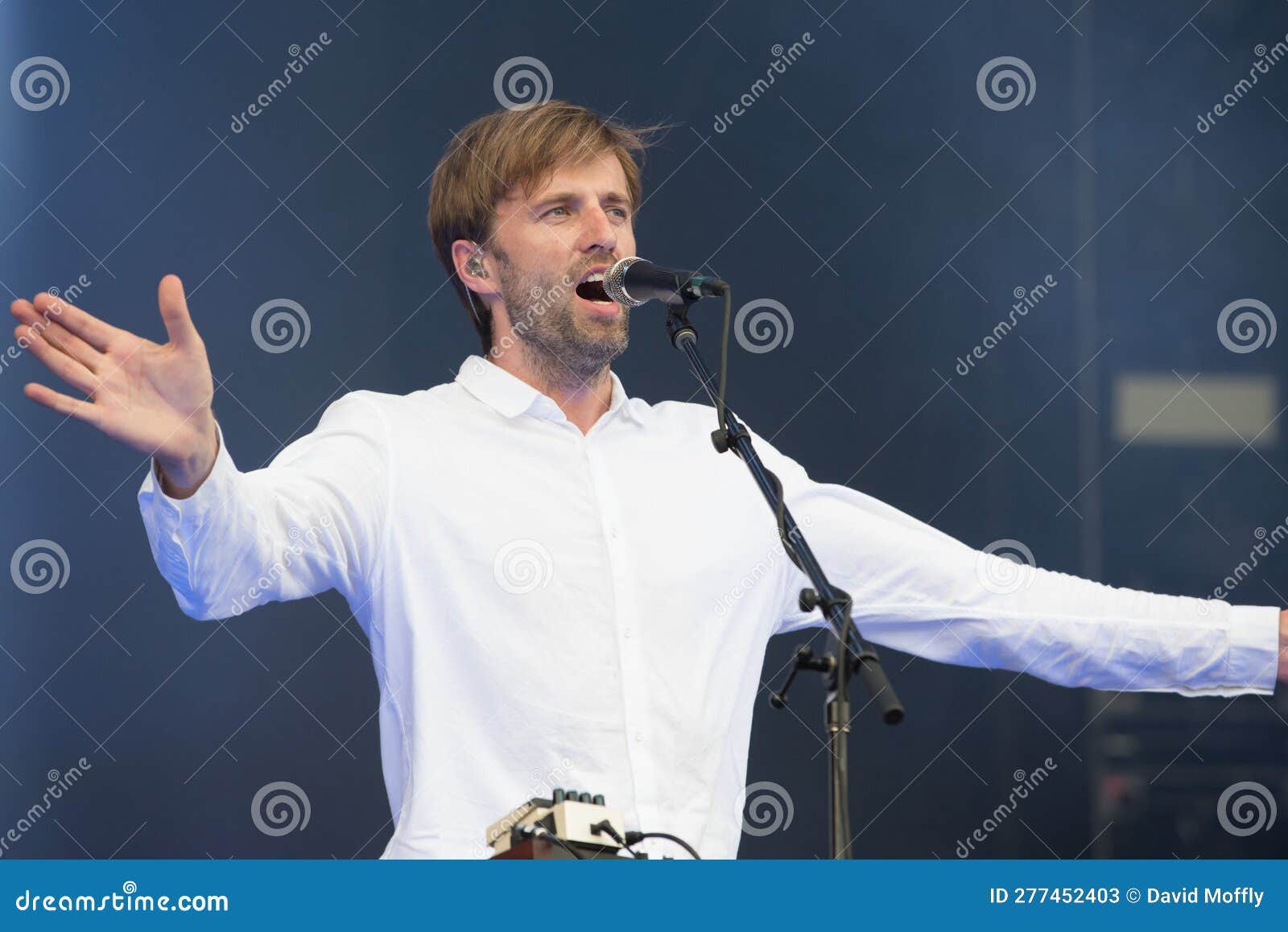 Cut Copy in Concert at Austin City Limits Editorial Stock Photo - Image ...