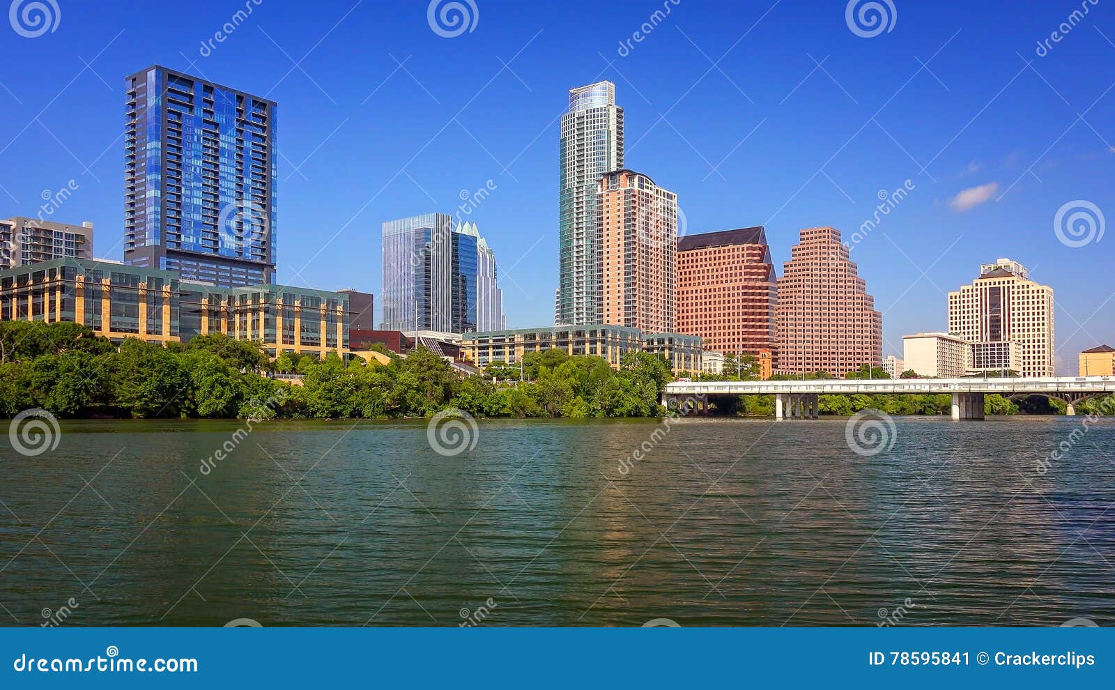 Austin, Texas Skyline E O Rio Colorado Imagem de Stock - Imagem de lago ...