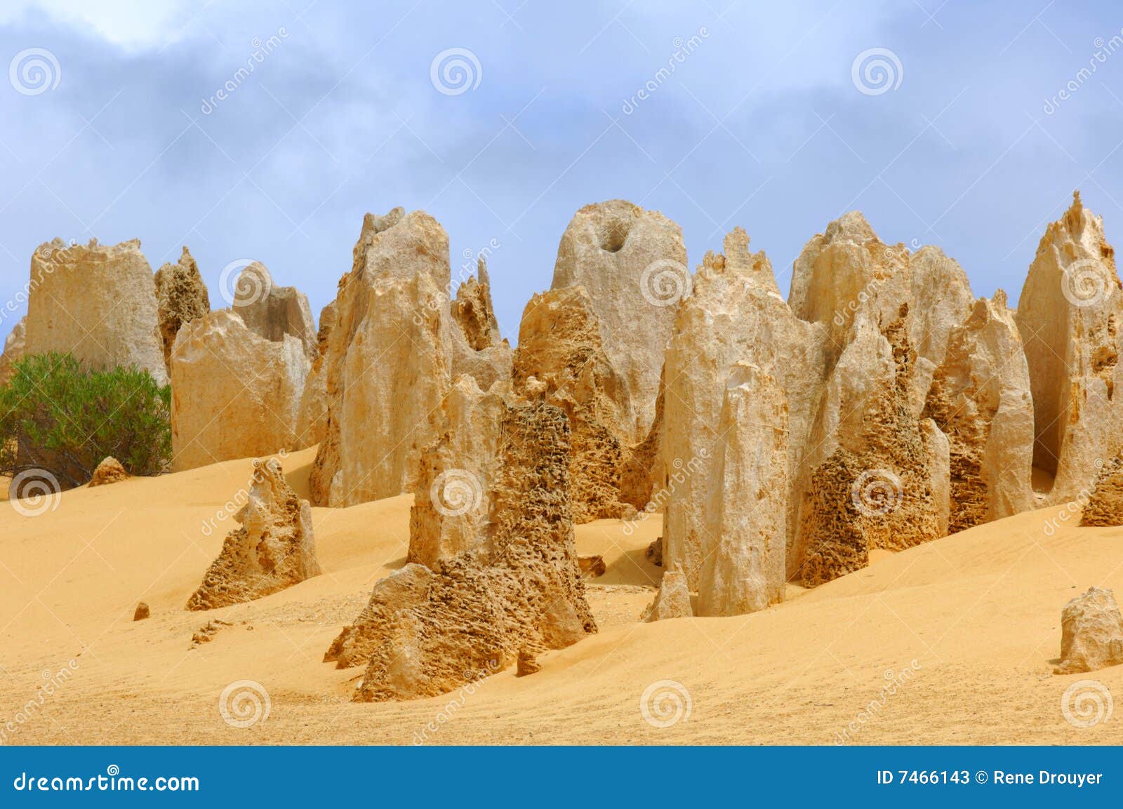 Australia: Pinnacles Desert Stock Image - Image of australia, limestone ...