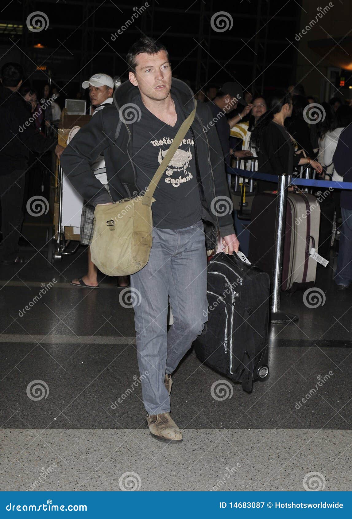 Australian Avatar Actor Sam Worthington At LAX Editorial Image ...