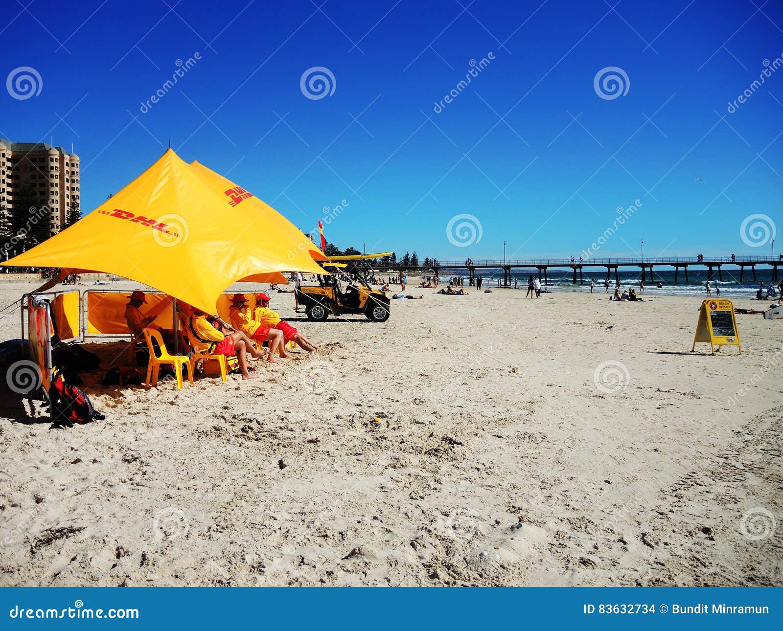 Australian Beach Lifeguards Service Team. Editorial Stock Image - Image ...