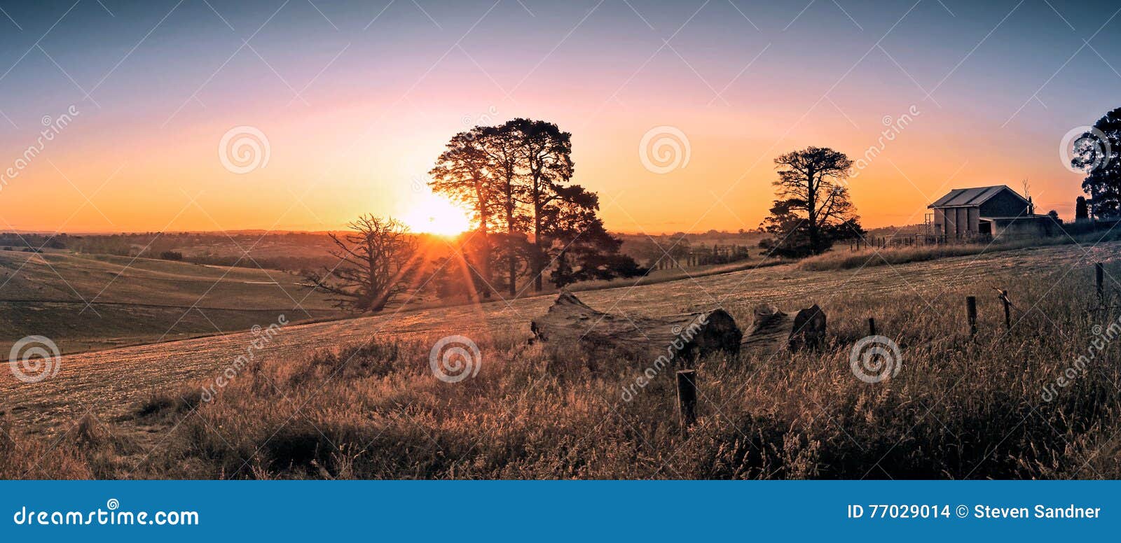 Australian - Farm at Sunset Stock Photo - Image of summer, sunrise ...