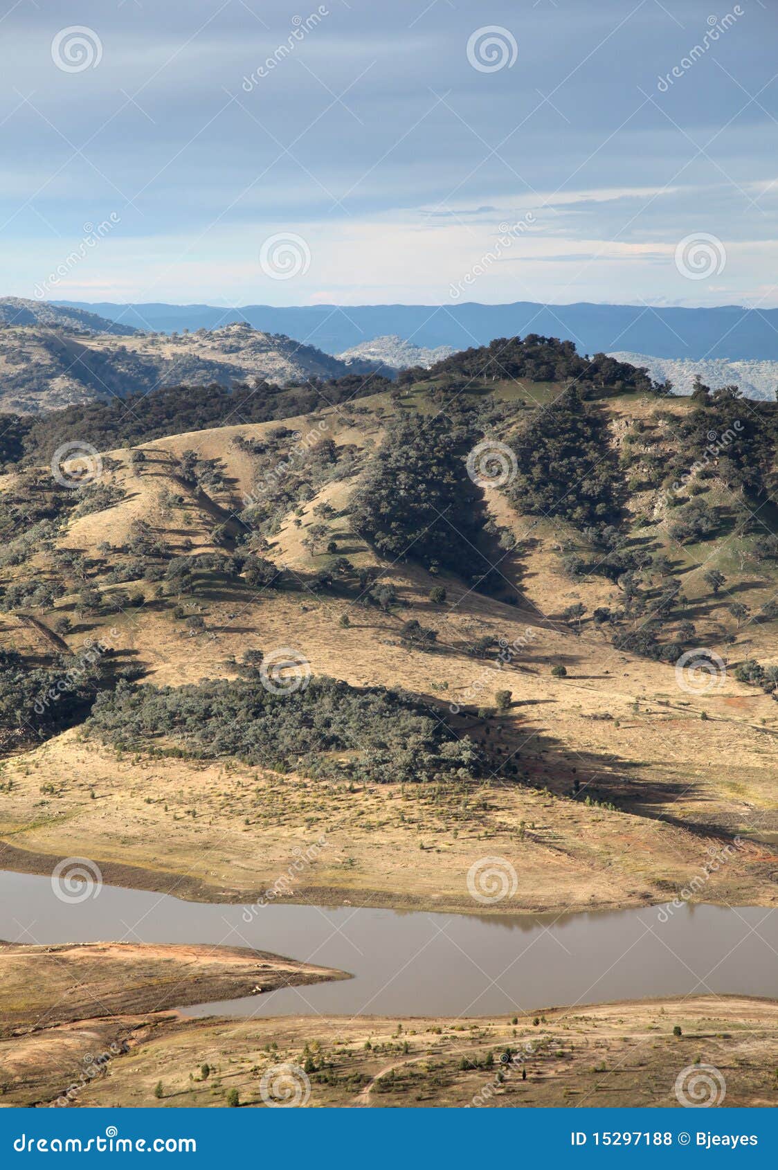 The Wyangala Dam, Near Cowra, In New South Wales, Australia Royalty ...