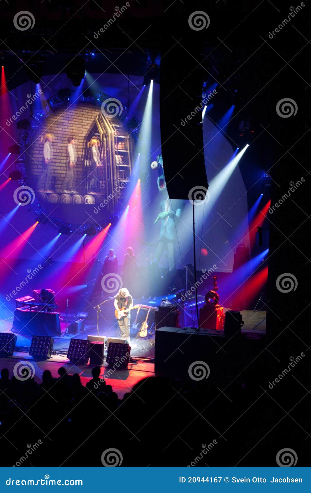 The Australian Pink Floyd editorial photography. Image of laser - 20944167