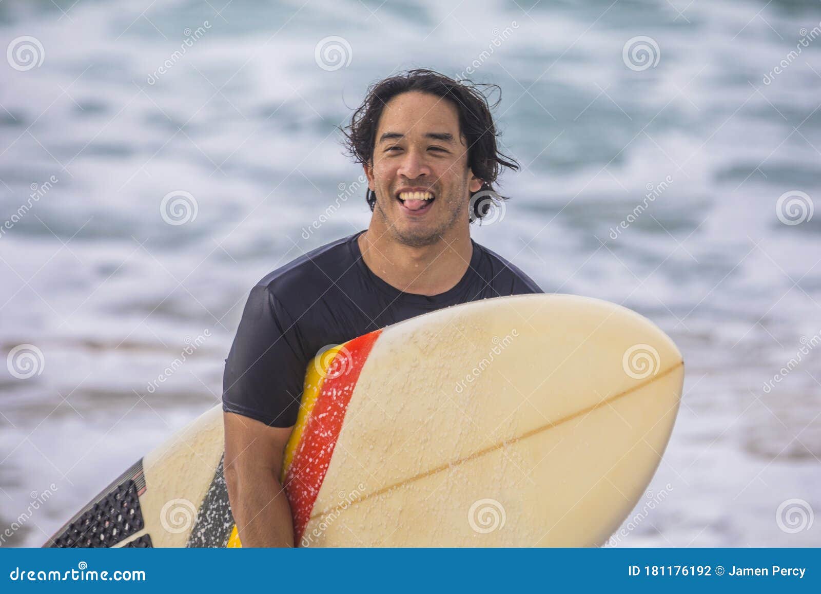 Australian Surfer Riding a Wave in Sydney Editorial Photography - Image ...