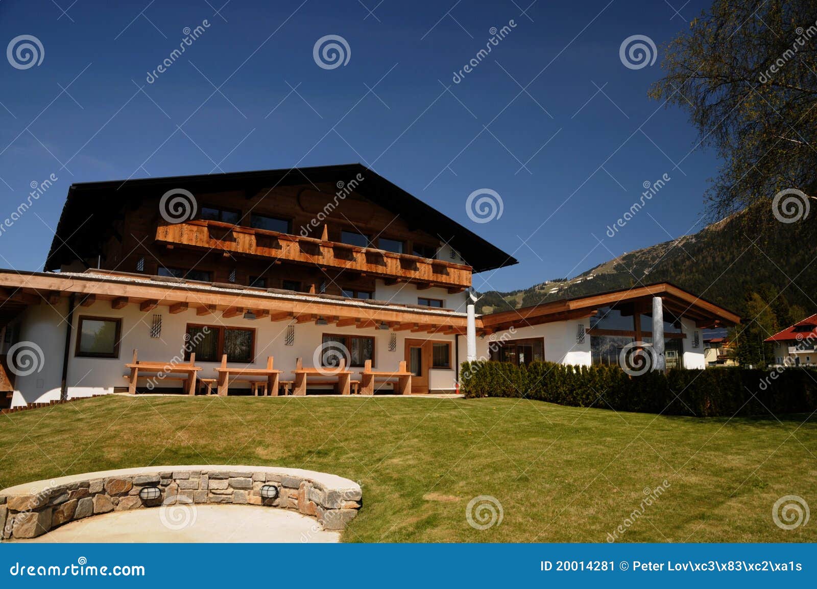 Austrian Mountain Chalet House Stock Image - Image of meadow, nature ...