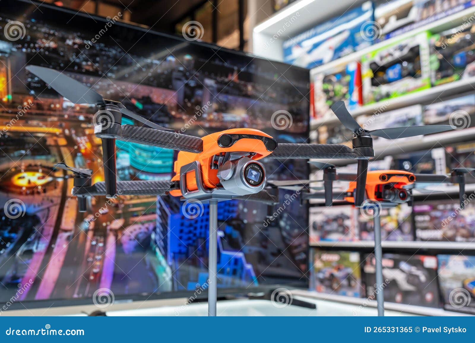 AUTEL EVO LITE PLUS and AUTEL EVO NANO Drones on Display in Store ...