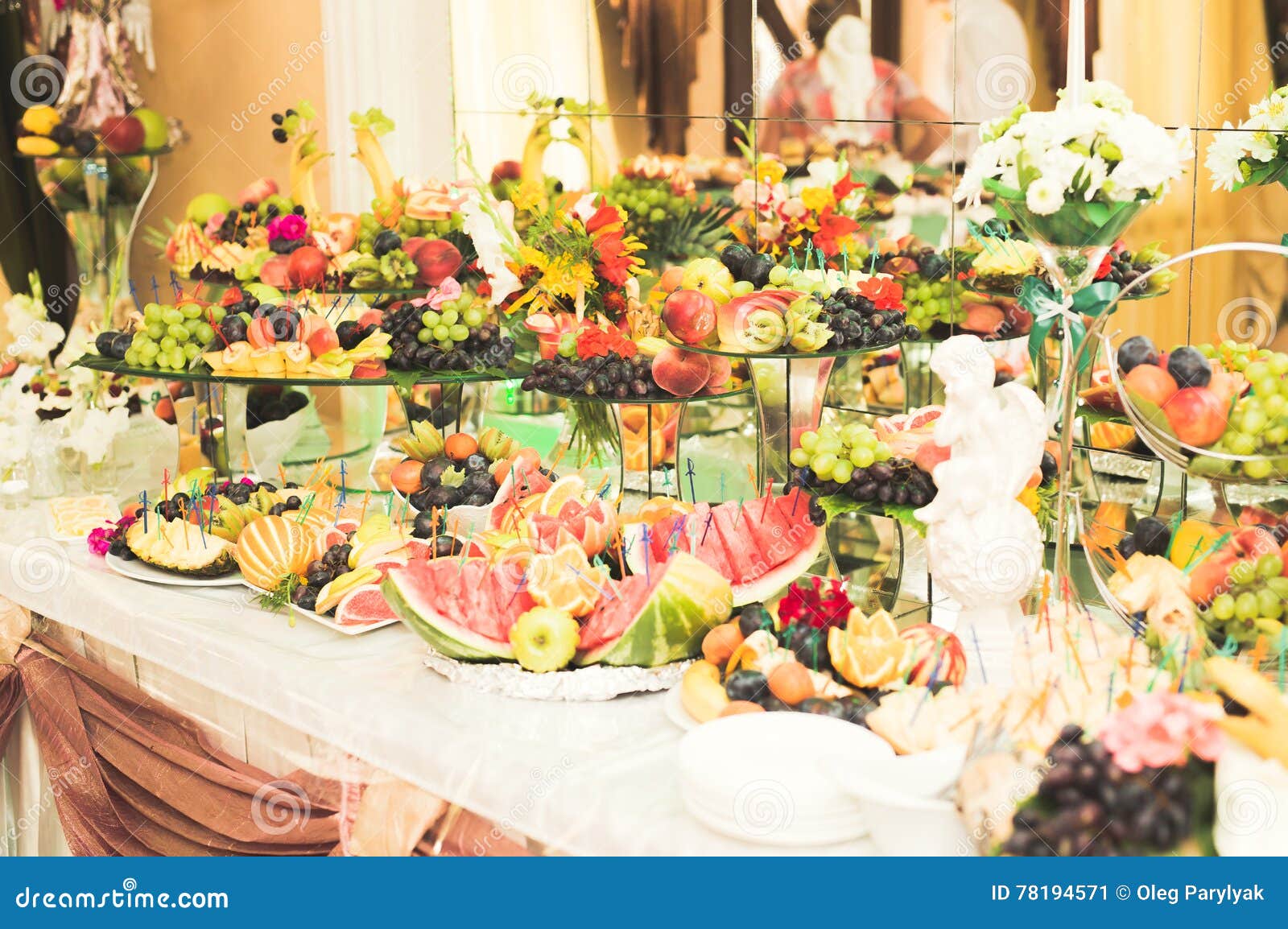 Authentic Buffet, Assorted Fresh Fruits, Berries and Citrus ...