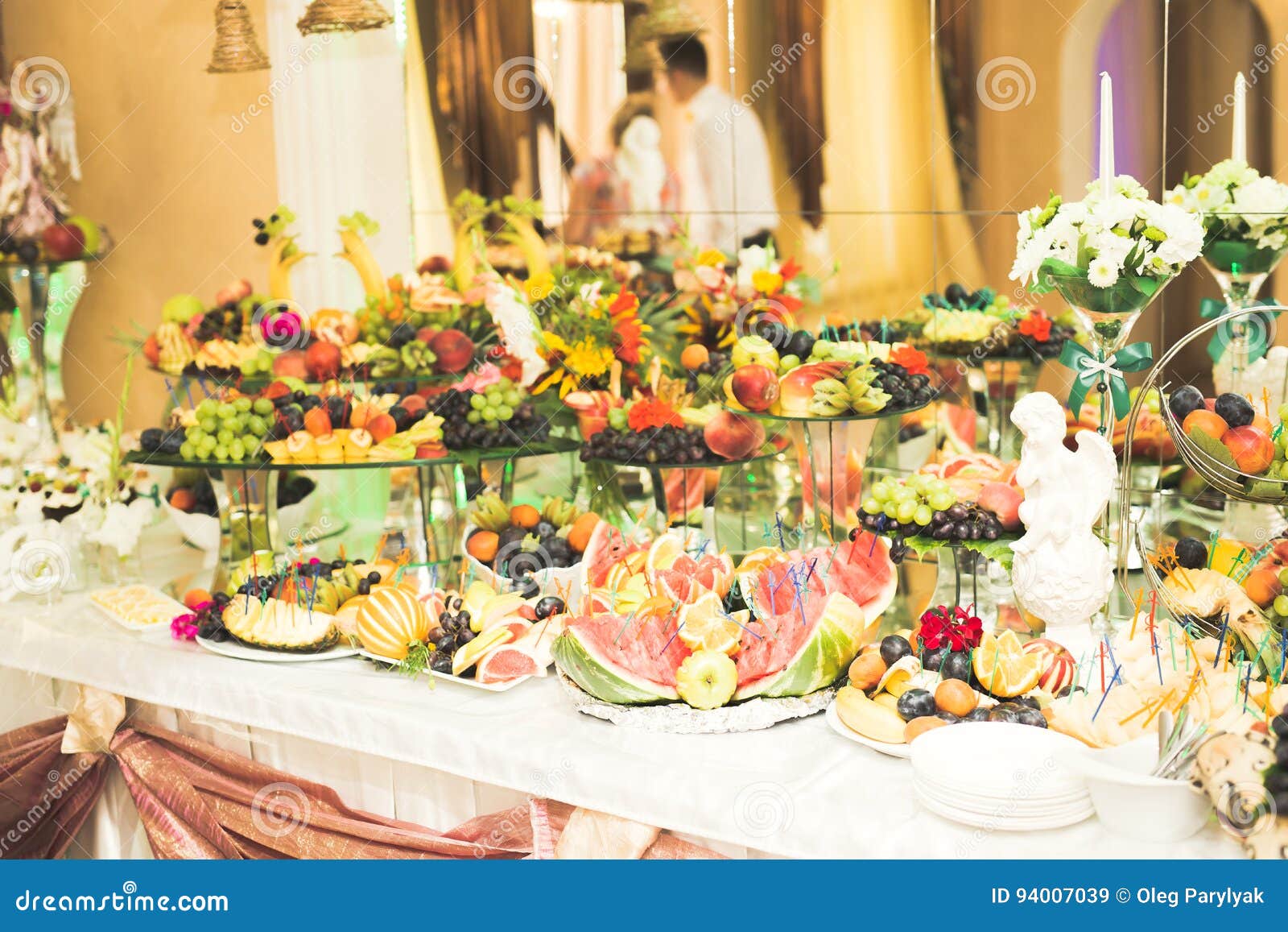 Authentic Buffet, Assorted Fresh Fruits, Berries and Citrus ...