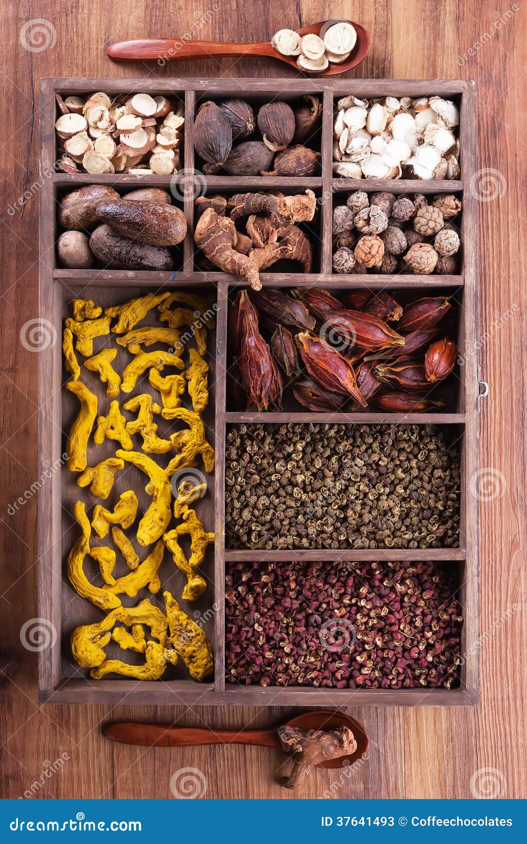 Authentic Collection Chinese Spices Stock Image - Image of gardenia ...