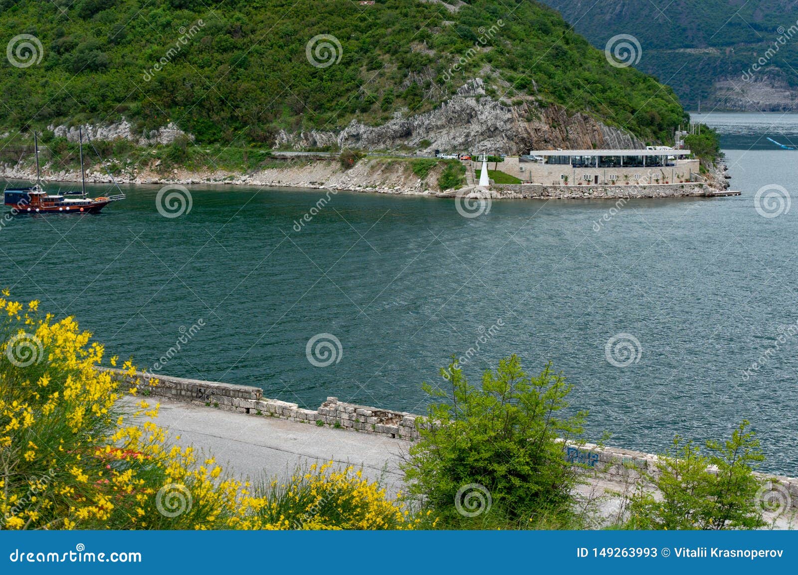 Authentic Yacht Sails Past Verige 65 in the Bay on a Background of ...