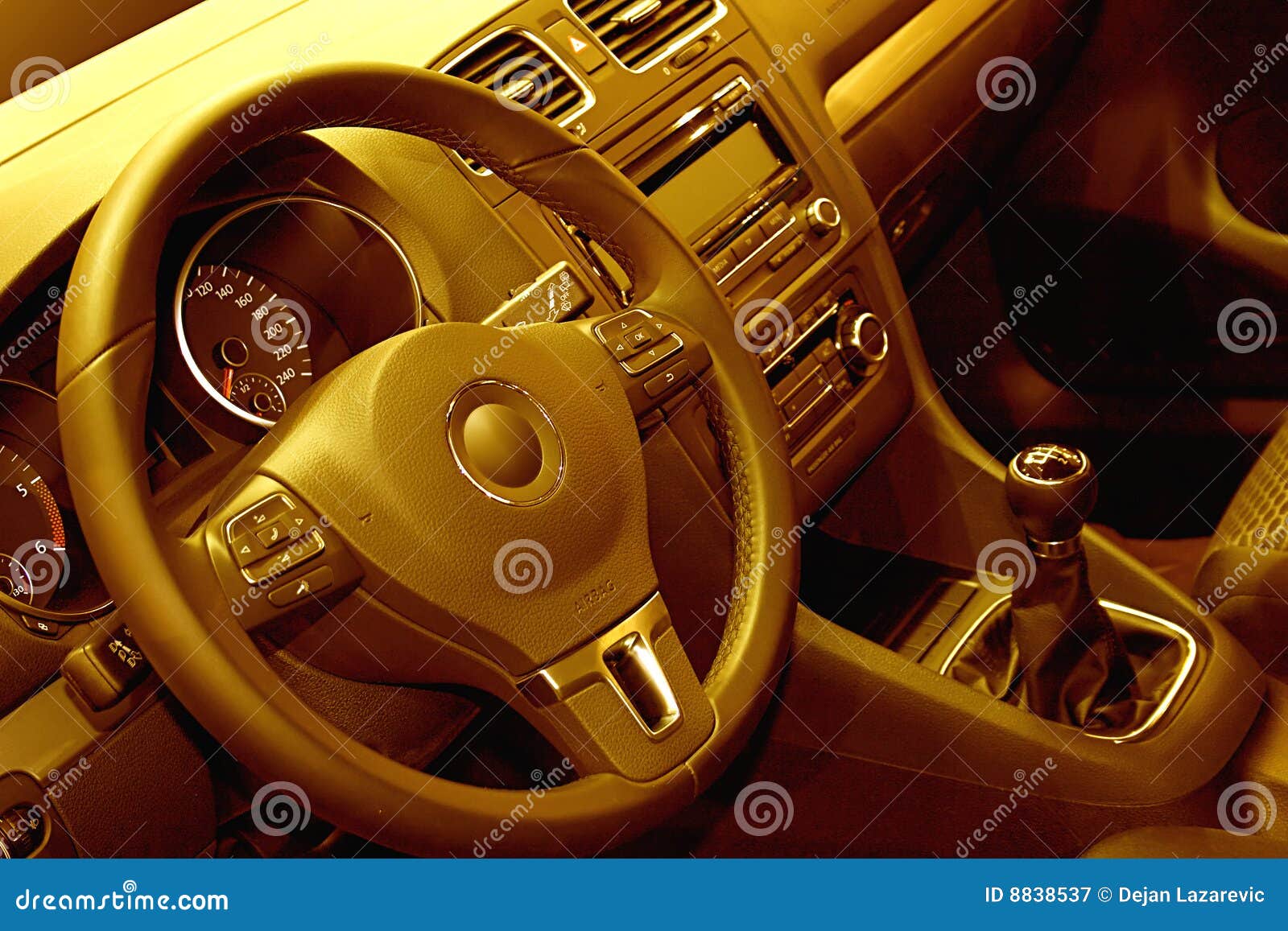 Auto-Cockpit stockbild. Bild von automatisch, gedankenstrich - 8838537
