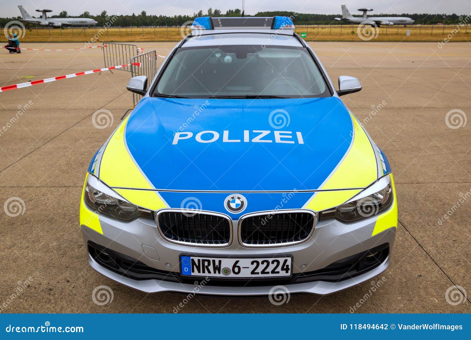 Auto Deutscher Polizei BMW redaktionelles stockfotografie. Bild von ...