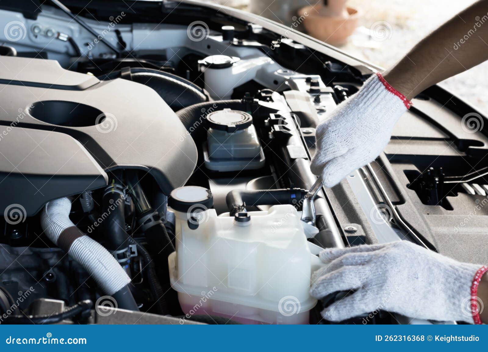 Auto Mechanic Using Repair Tools Check Car Stock Photo - Image of japan ...