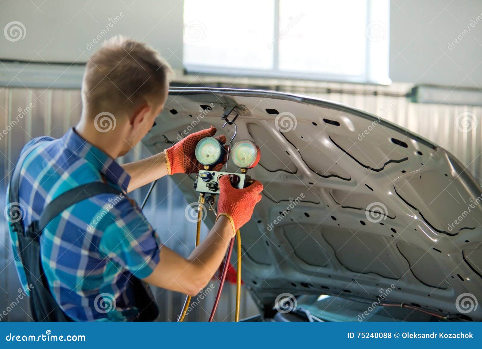 Auto Mechanic Worker in Garage. Stock Photo - Image of shop, engine ...