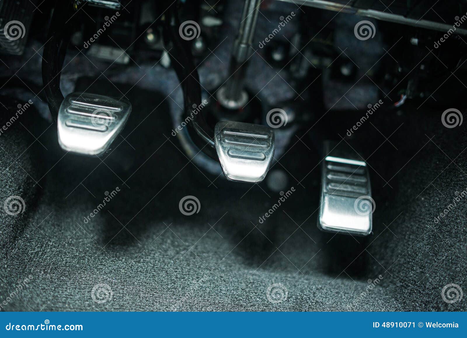 Auto-Pedale stockbild. Bild von bremsen, übertragung - 48910071