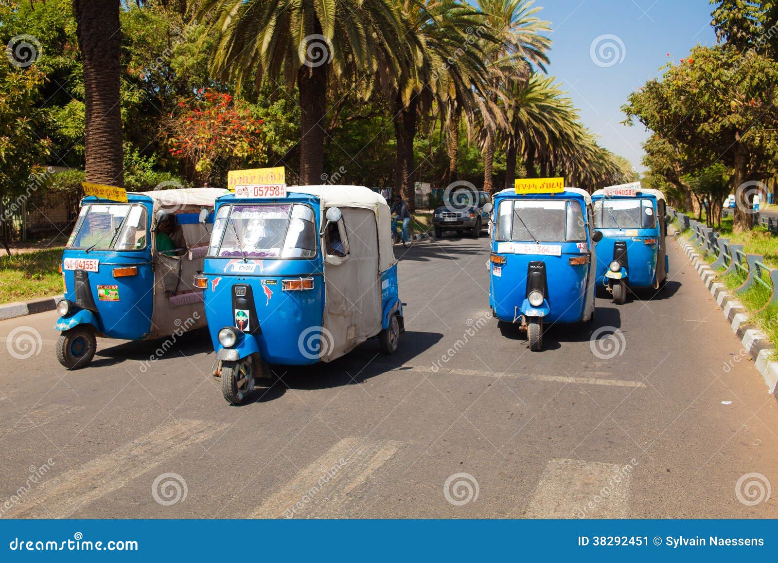 Auto Rickshaw Tuk-tuk, Remorque At The Porto Streets Editorial Image ...