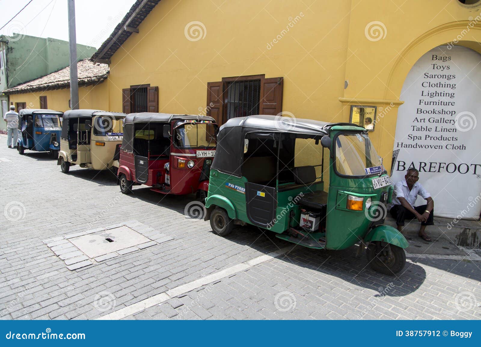 Auto rickshaws editorial photography. Image of lankan - 38757912 Auto rickshaws editorial photography. Image of lankan - 38757912