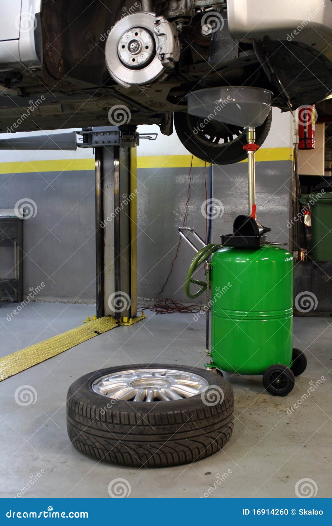 Auto service oil changing stock photo. Image of service - 16914260