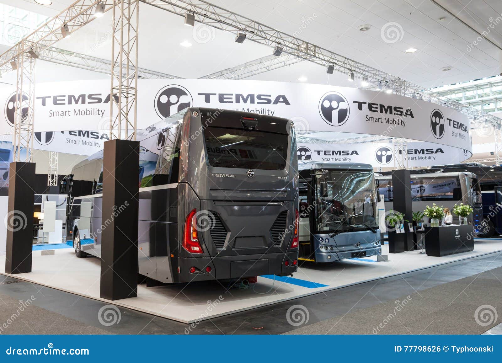 Autobuses De TEMSA En El IAA 2016 Foto editorial - Imagen de comercial ...
