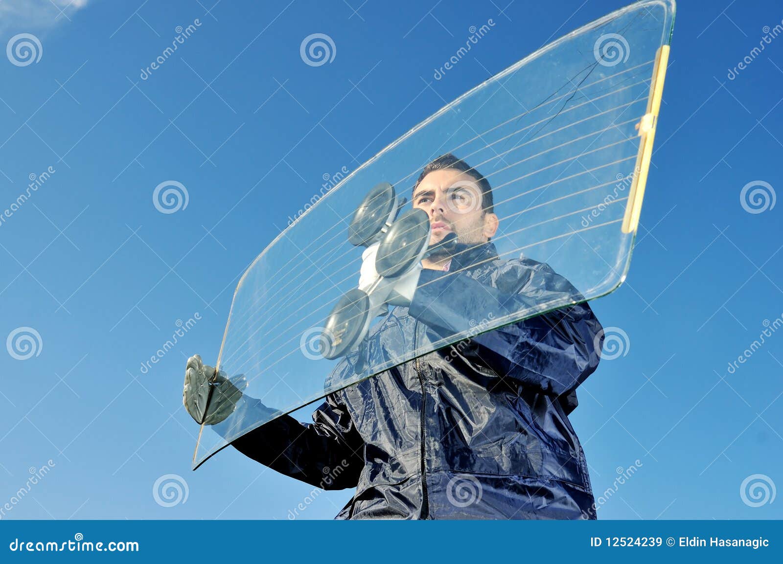 Autoglass stock image. Image of damage, technician, mechanic - 12524239