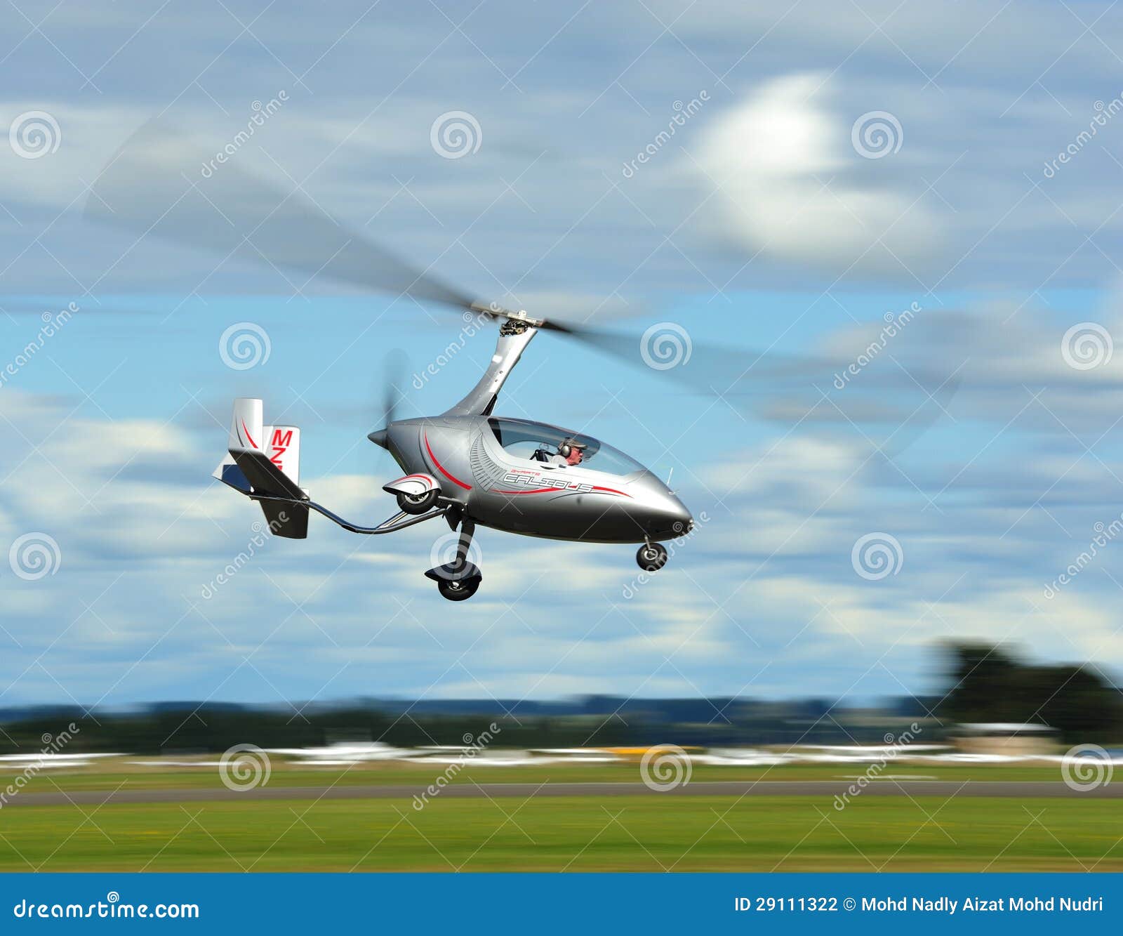 AutoGyro Europe MT03 editorial photography. Image of event - 29111322