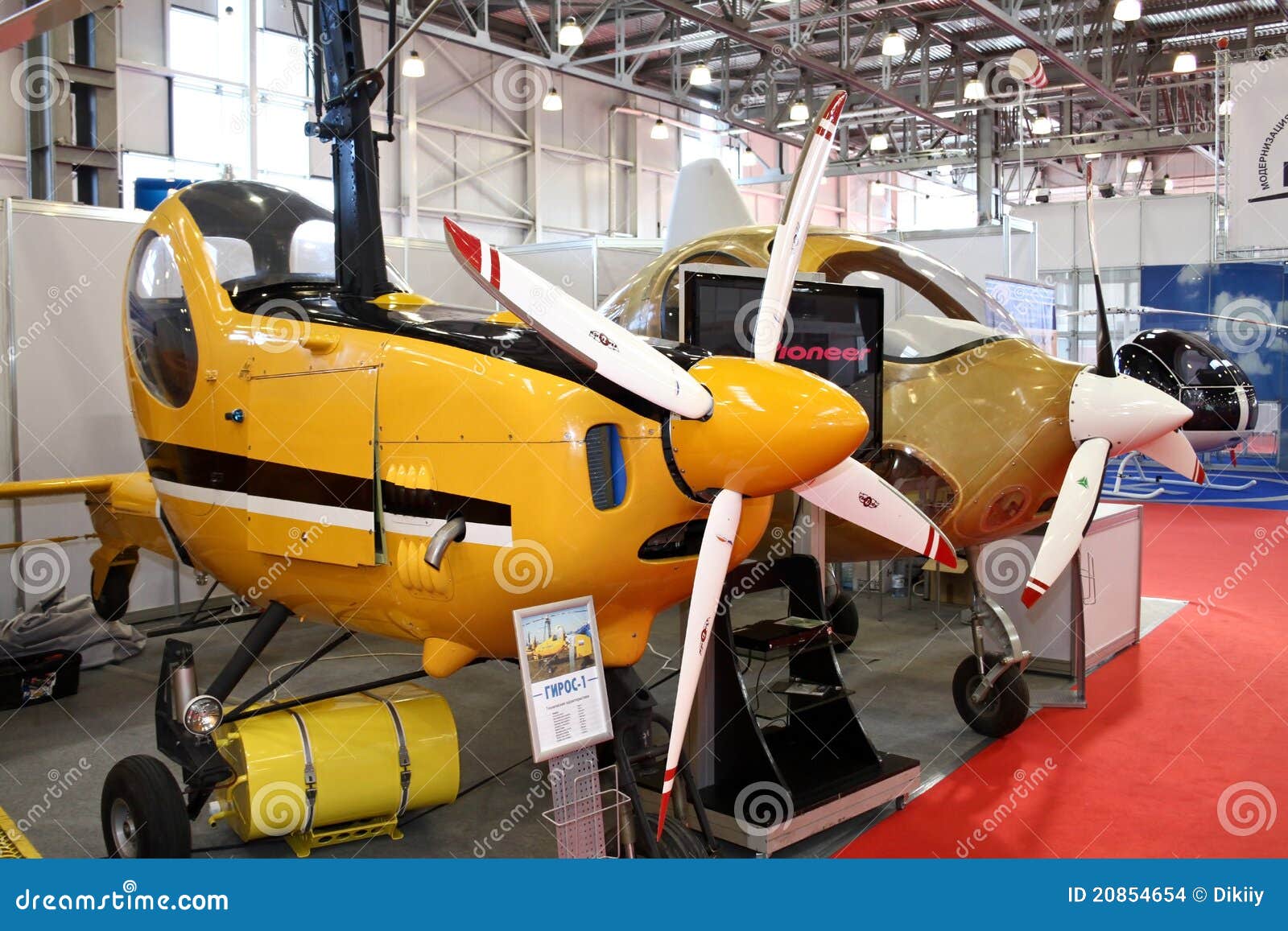 Autogyro Gyros editorial stock image. Image of cockpit - 20854654