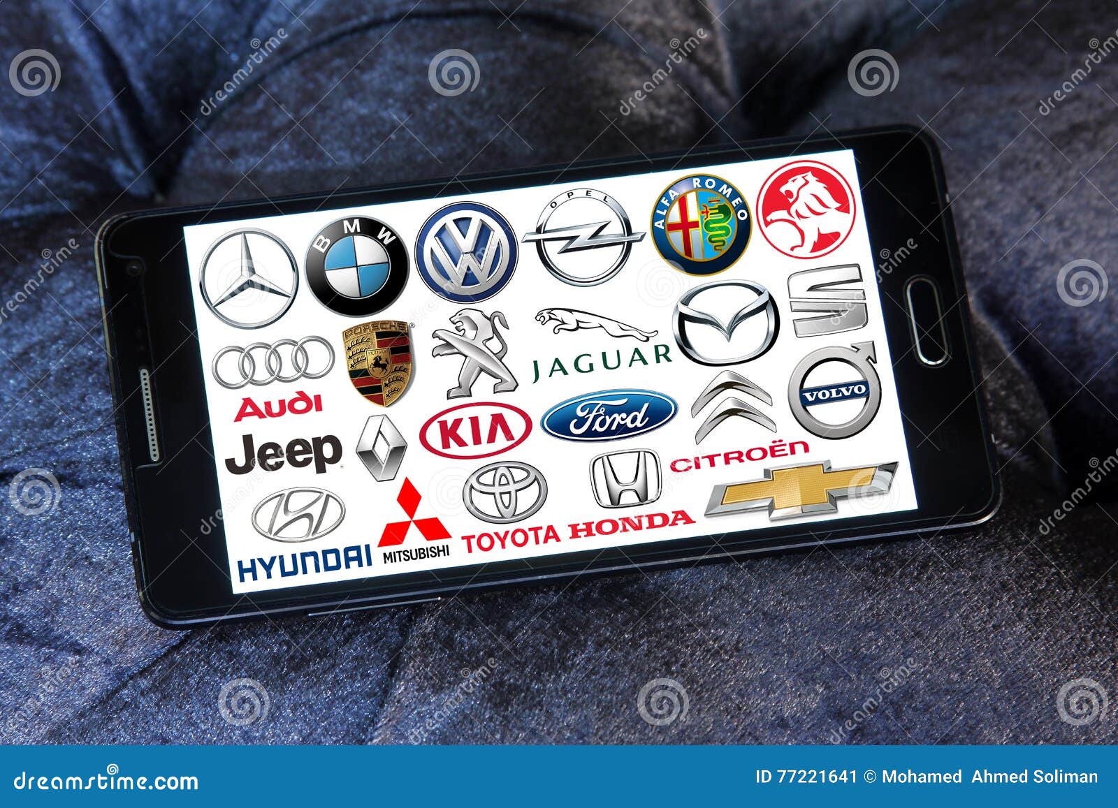 Automarken und -logos redaktionelles foto. Bild von furt - 77221641