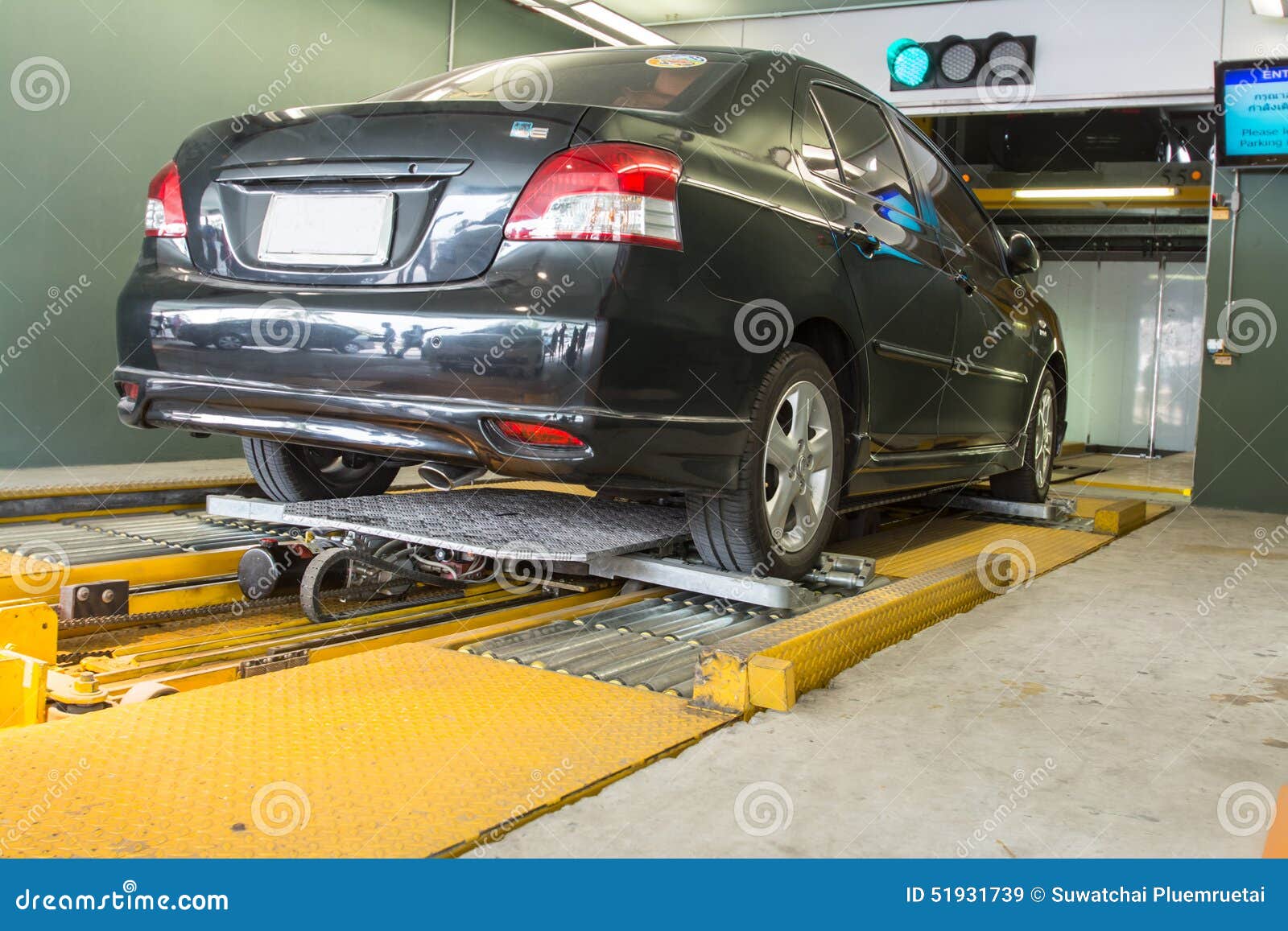 Automated Car Parking System Stock Image - Image of manhattan, drivers ...