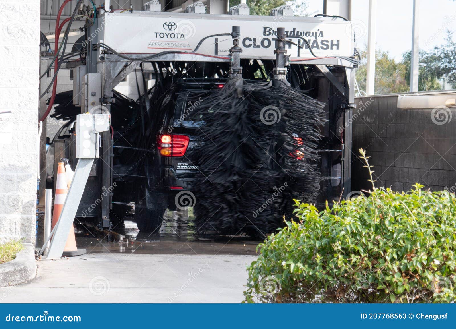 Automatic Brush Car Wash System Editorial Stock Photo - Image of sport ...