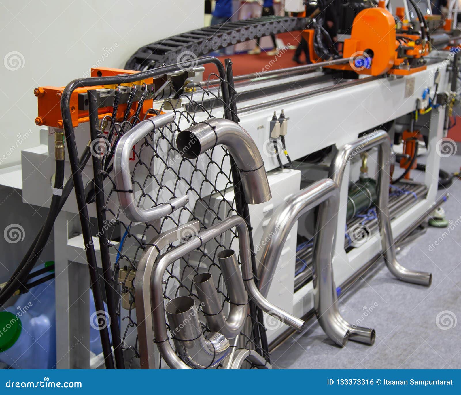 CNC 3D Pipe Bending Machine Stock Photo - Image of computer, design: 133373316