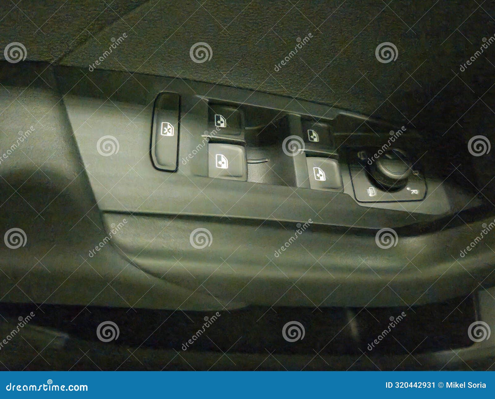 Automatic Control Buttons for Car Window Lifting and Rear-view Mirror ...